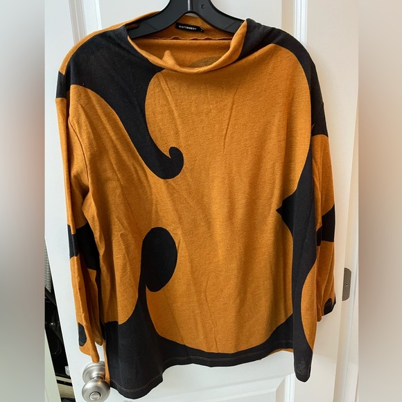 Marimekko | Sweaters | Marimekko Bold Print Sweater | Poshmark